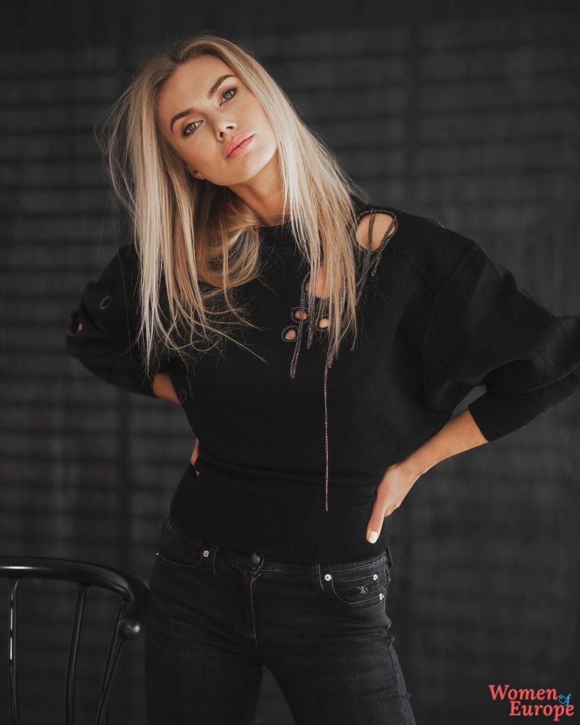 The Comprehensive Guide on Dating Elegant Estonian Women